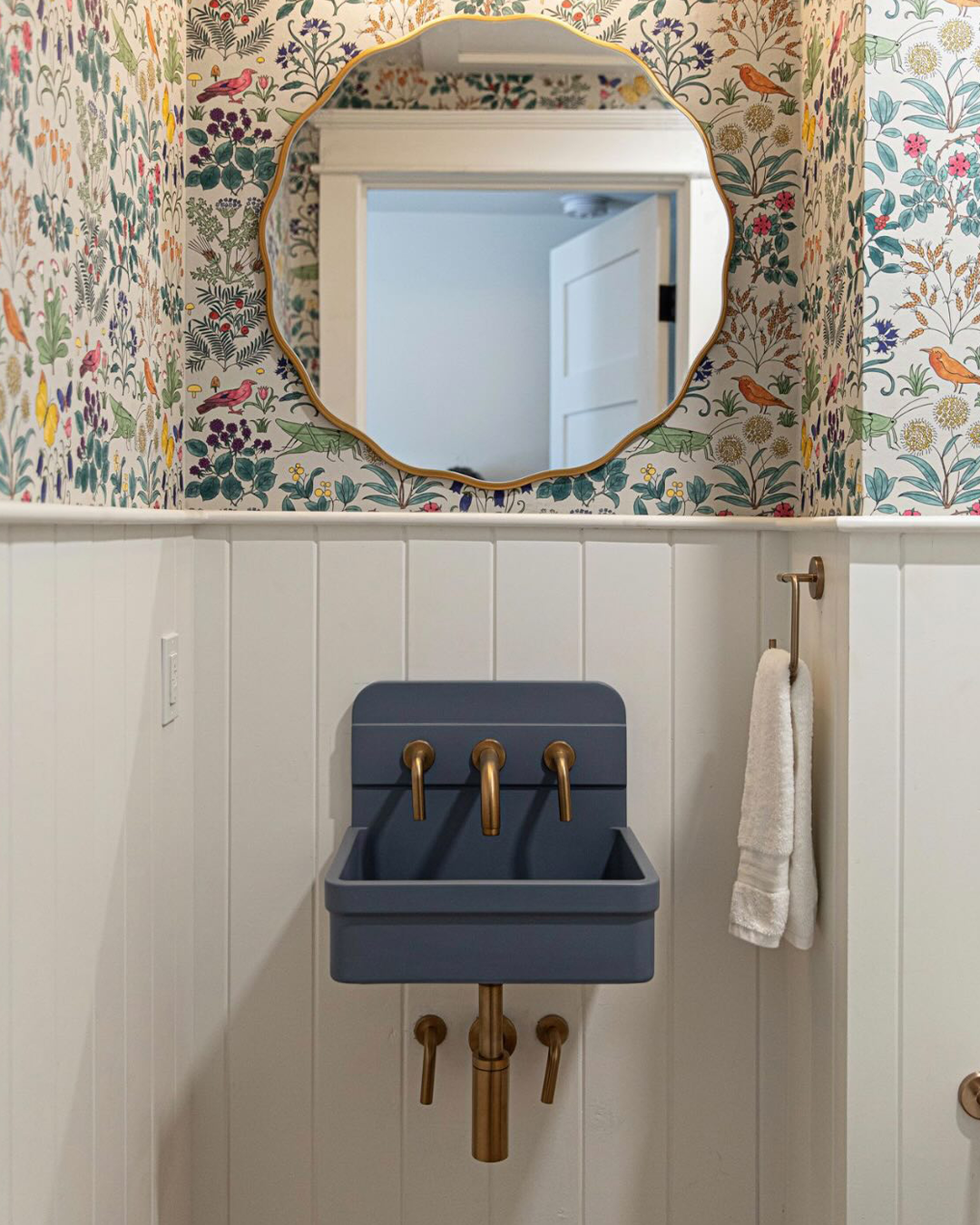 The Lady Helene: Bold Bathrooms and Historic Charm – Nood Co